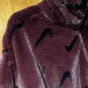 Nike | Jackets & Coats | Nike Swoosh Logo Faux Fur Jacket In Maroon And ...